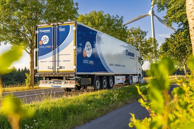 KRONE Trailer: SUSTAINABLE AND VERSATILE: KRONE COOL LINER